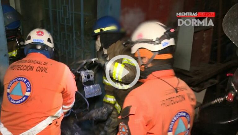 Sofocan incendio en venta de cilindros al gas propano