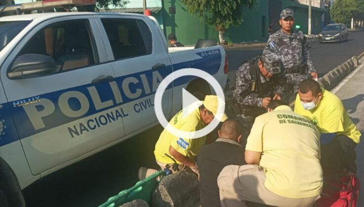 Hombre resultó lesionado tras ser atropellado en la Alameda Juan Pablo II