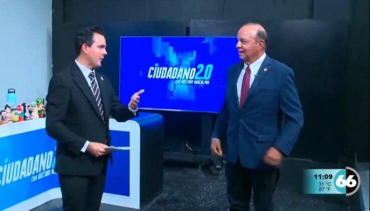 Despiden a presentador Gustavo Macalpin en una transmisión en vivo